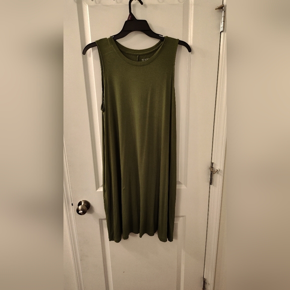 Time and Tru | Dresses | Time And Tru Olive Green Maxi Dress | Poshmark